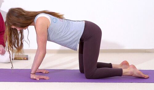 Uttana Manibandha Bitilasana – Yogawiki