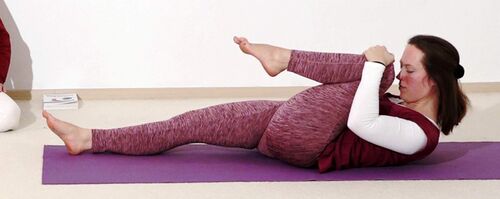 Apanasana – Yogawiki